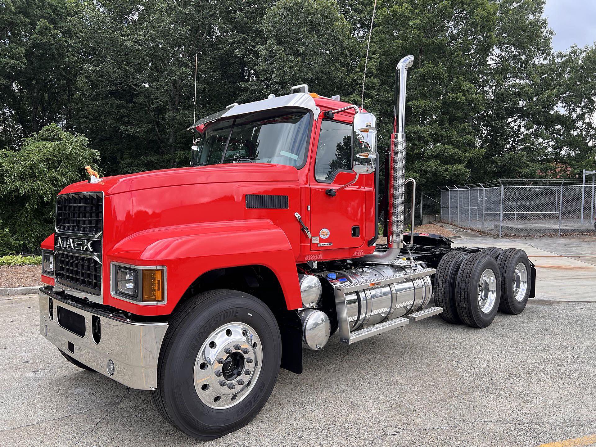 2025 Mack Pinnacle PI64T (For Sale) | Day Cab | #15PI015934