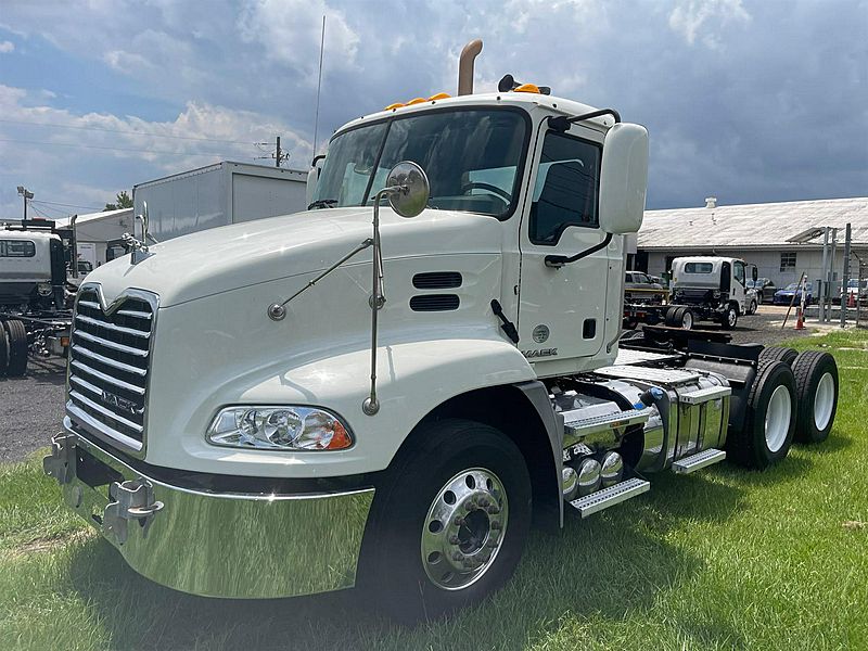 2018 Mack Pinnacle CXU613 For Sale | Day Cab | # 13MU028015
