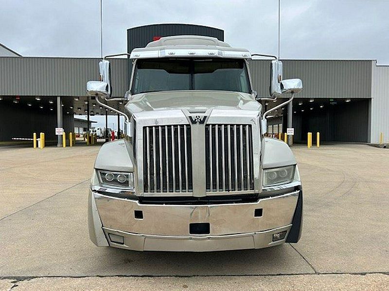 2016 Western Star 5700 For Sale | Day Cab | #250107