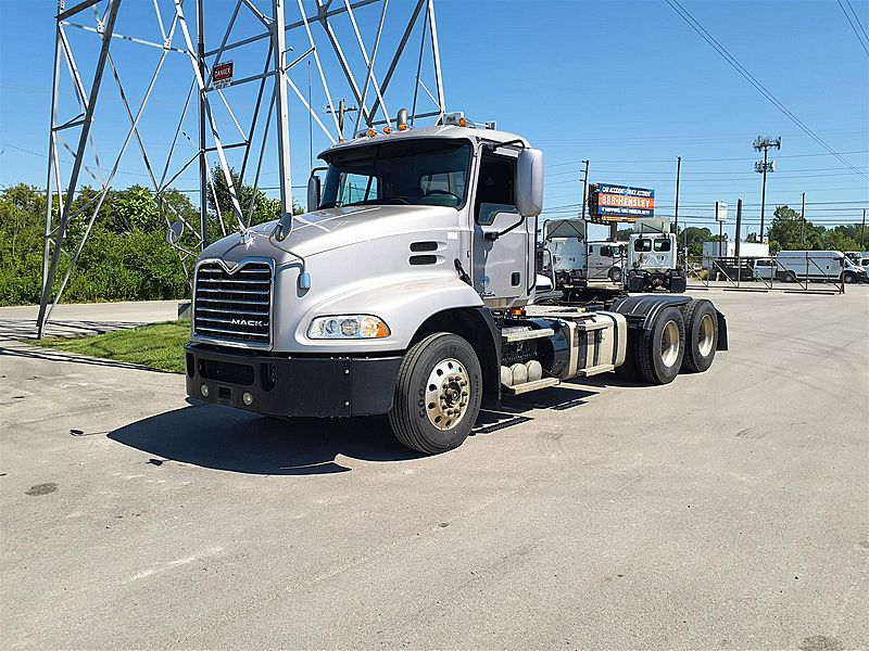2017 Mack Pinnacle CXU600 For Sale | Day Cab | #677415