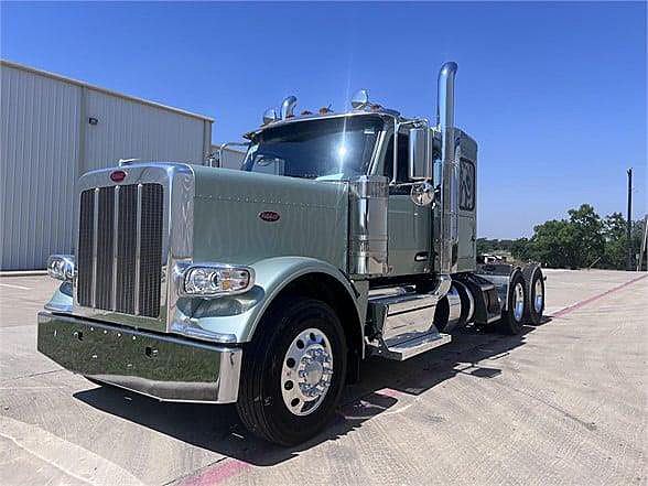 2025 Peterbilt 589 For Sale | 44" Sleeper | #SD748087