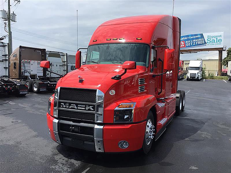 2022 Mack ANTHEM For Sale | 70" Sleeper | # NM026019