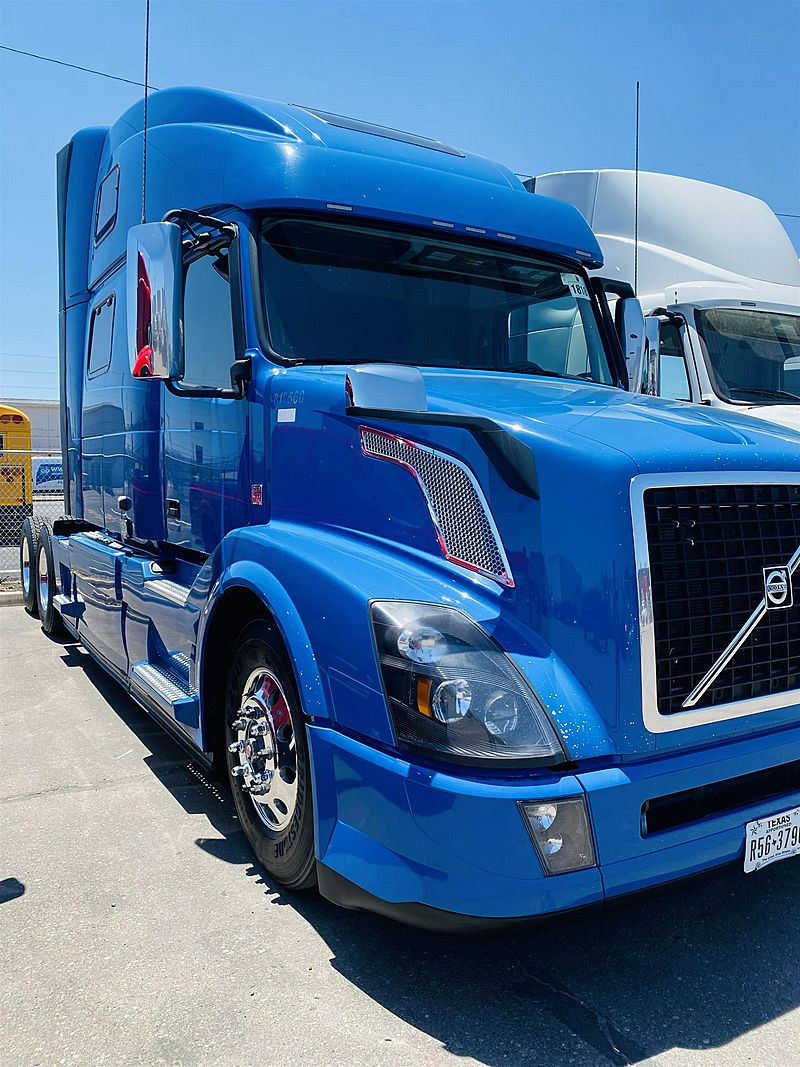 Volvo 780 Trucks For Sale | Find Used VNL780's Near You