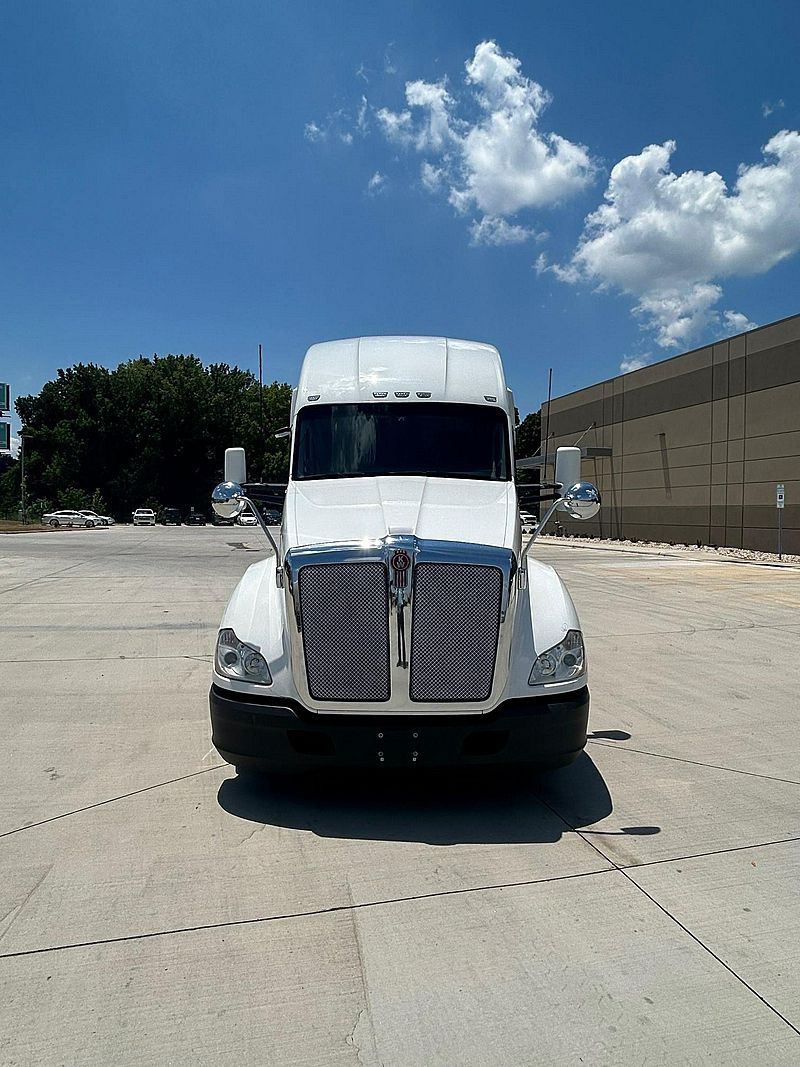 2020 Kenworth T680 (For Sale) | 76" Sleeper | #0576514