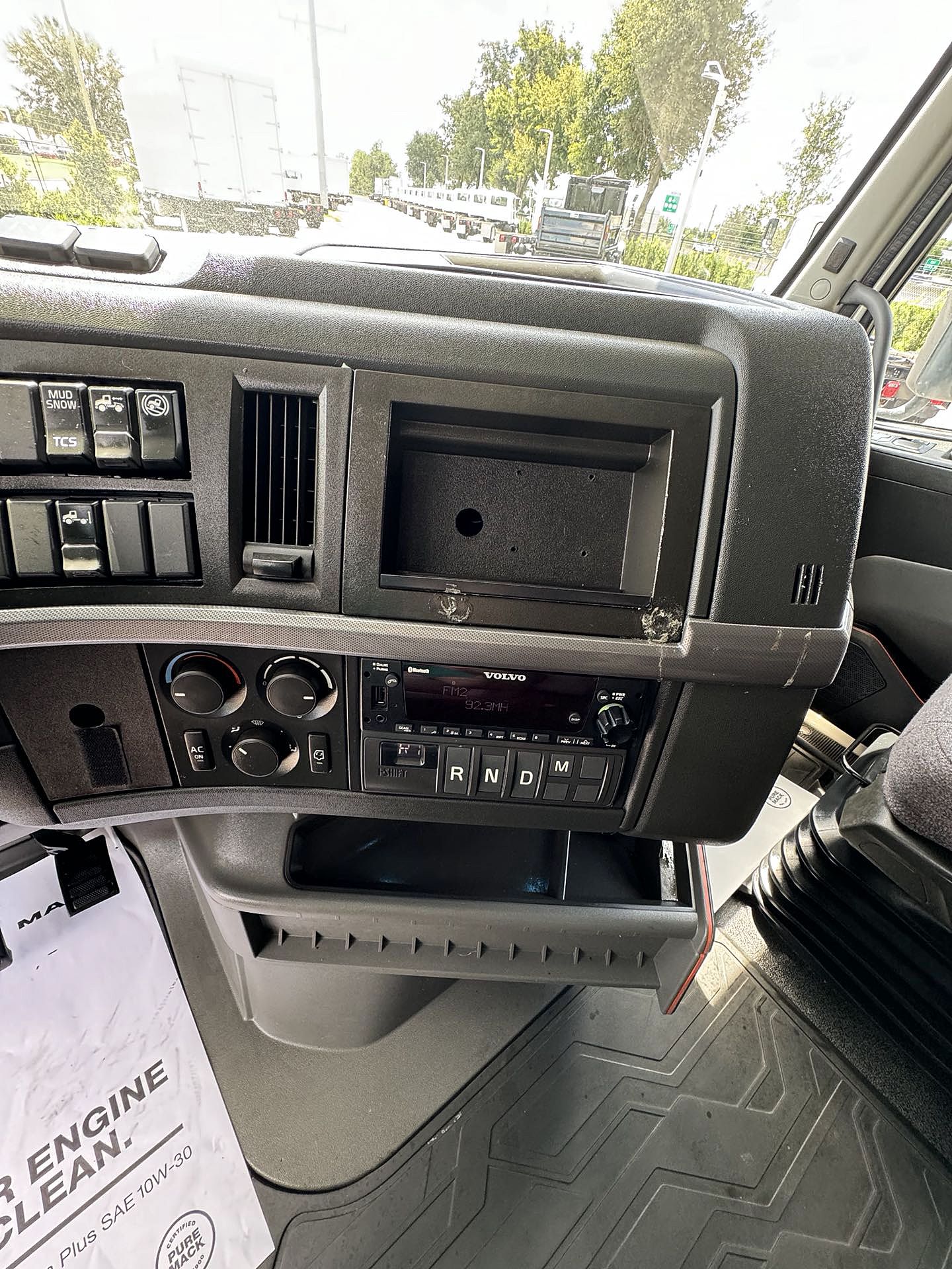 2022 Volvo VNL 860 For Sale | 77" Sleeper | #02VU287219