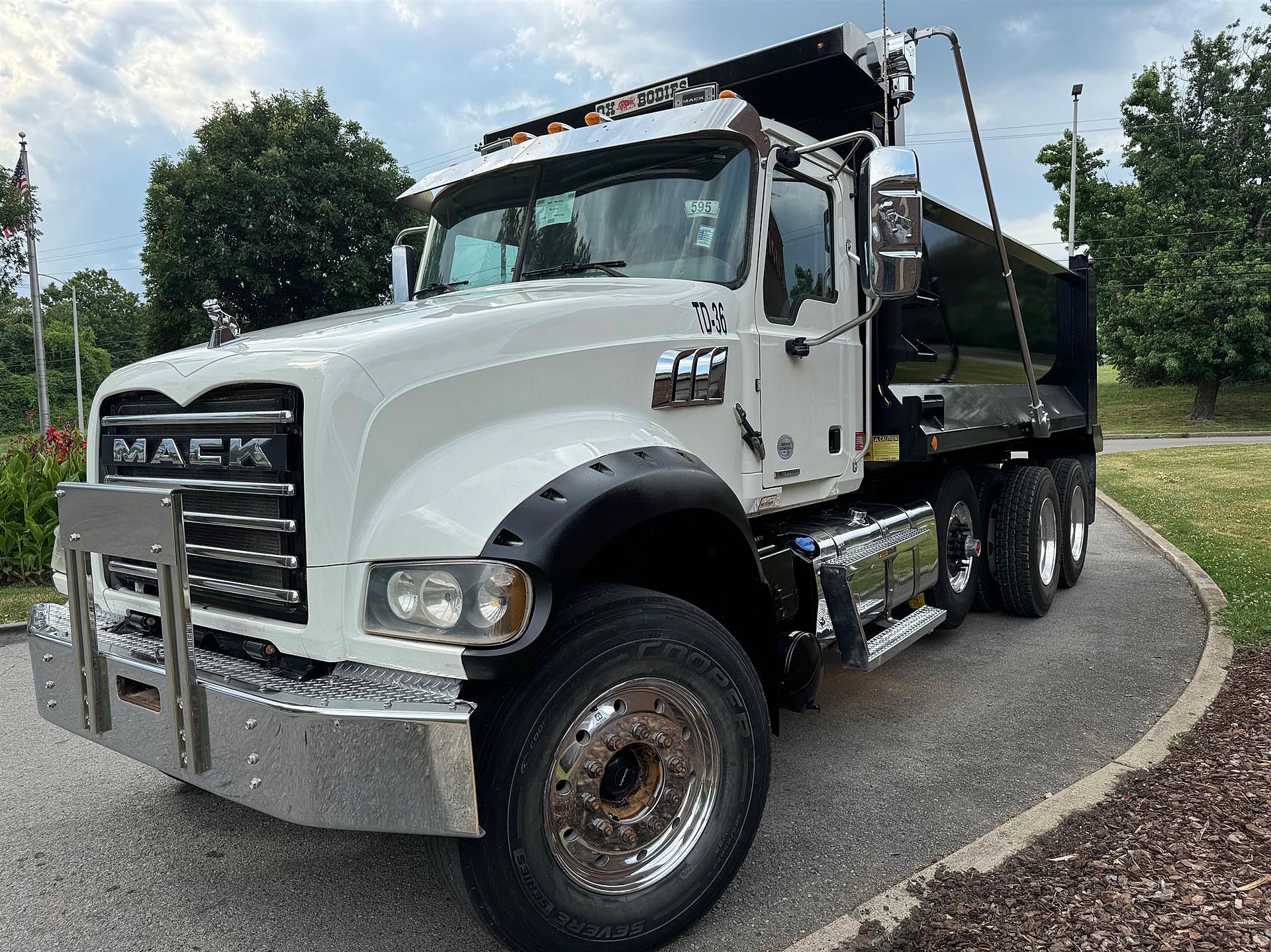 2019 Mack GRANITE (For Sale) | Dump Truck | # YU-1000
