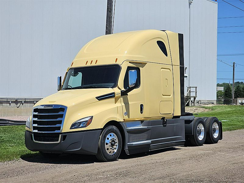 2024 Freightliner New Cascadia For Sale | 126" Sleeper | #771372