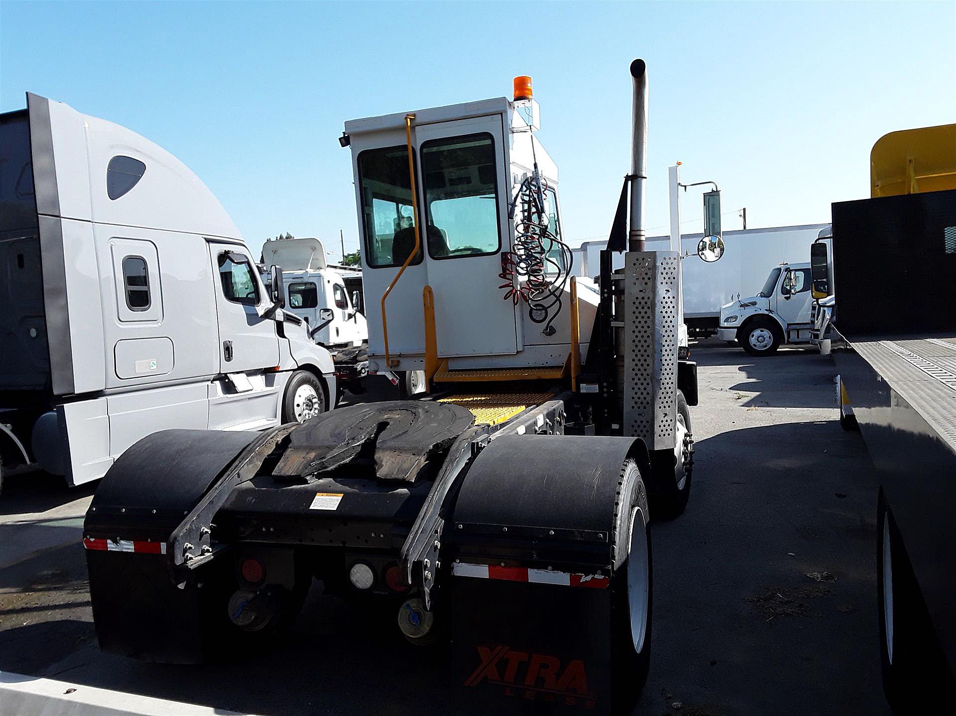 2018 Capacity SABRE 5 4X2 For Sale | Yard Spotter | #803921