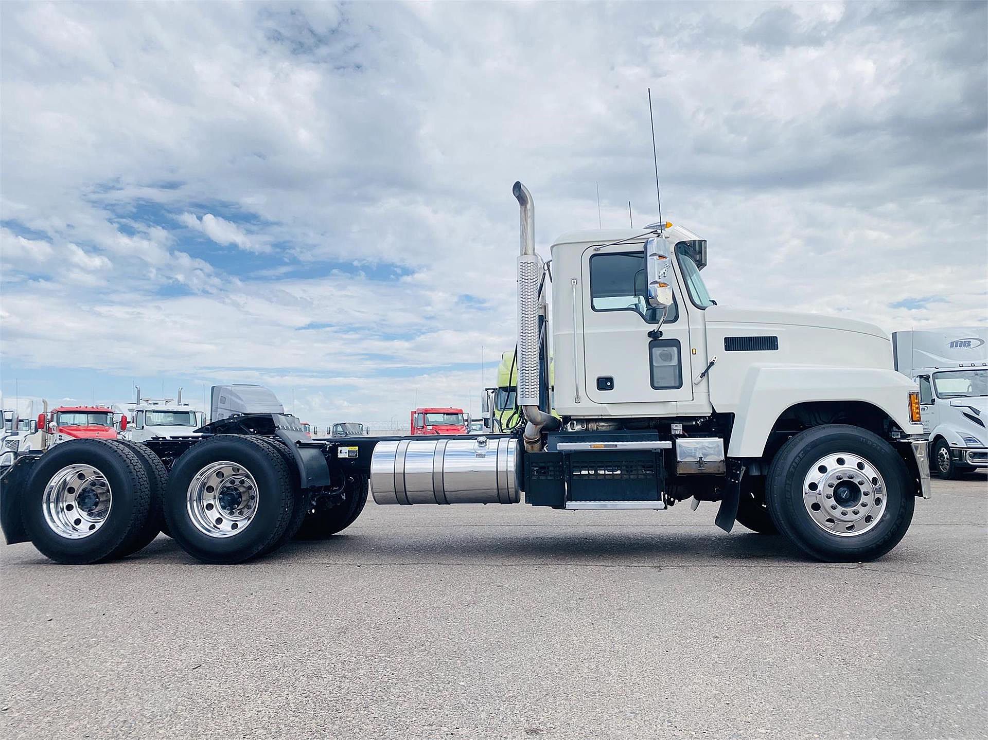 2020 Mack PINNACLE 64T For Sale | Day Cab | # 10272