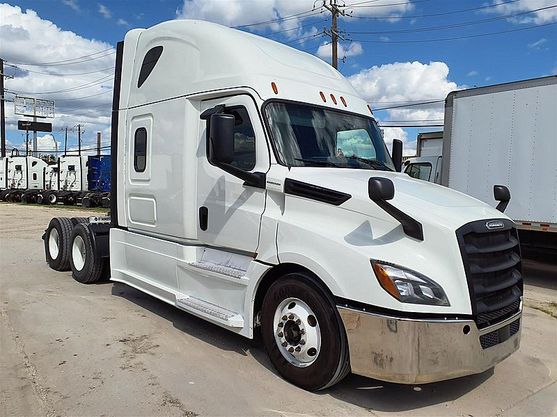 2020 Freightliner NEW CASCADIA PX12664 For Sale | 72" Sleeper | #878878