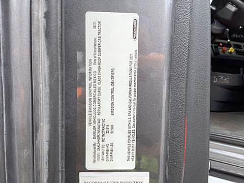 2022 Freightliner Cascadia For Sale | 72" Sleeper | #74118
