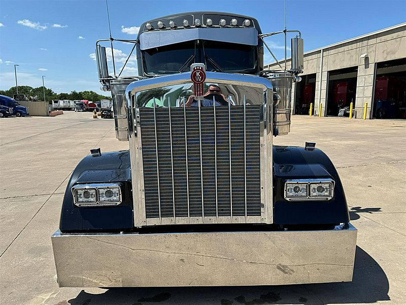 2021 Kenworth W900L For Sale | 86" Sleeper | #0573119