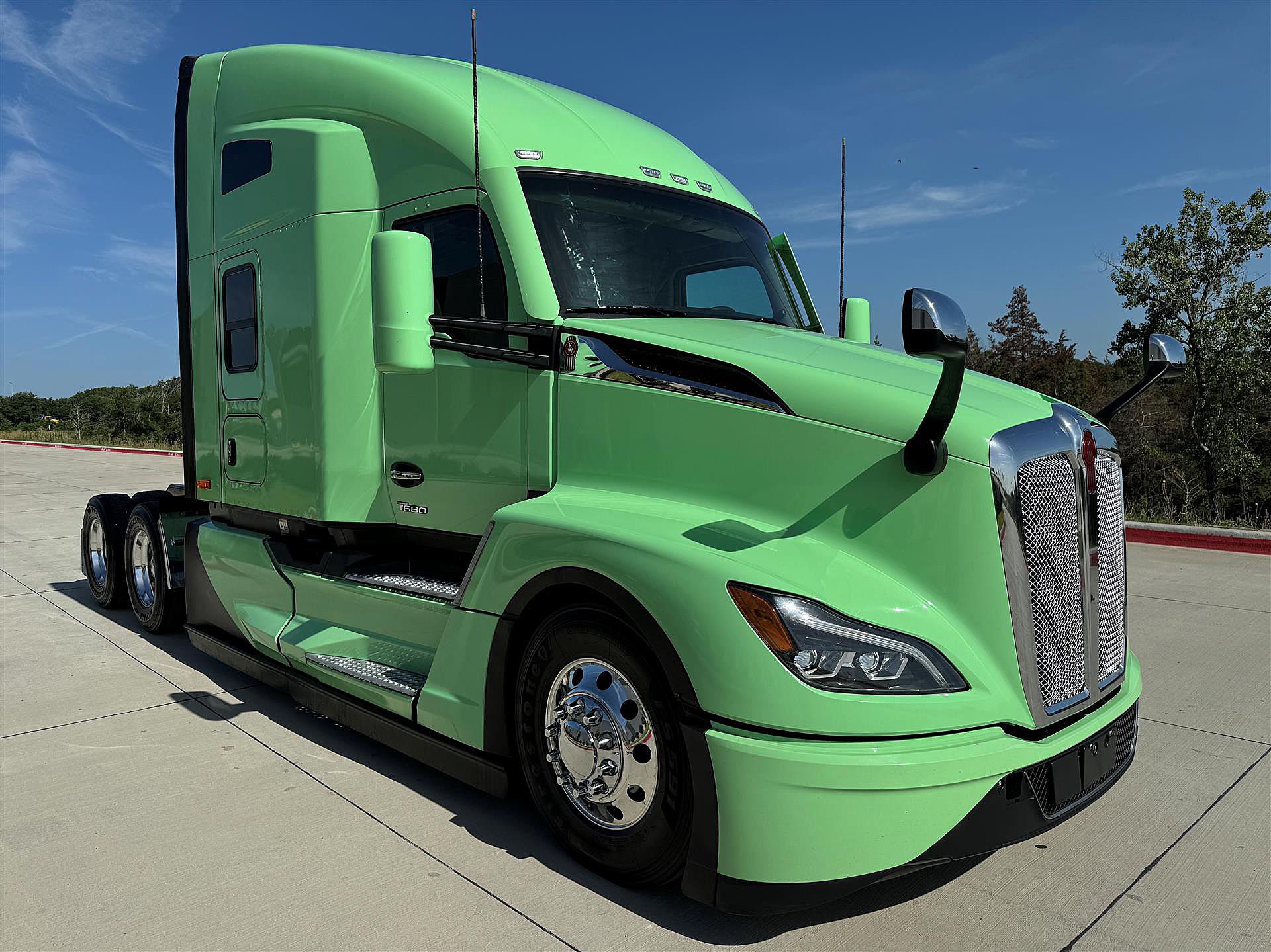 2023 Kenworth T680 For Sale | 76" Sleeper | #0578350