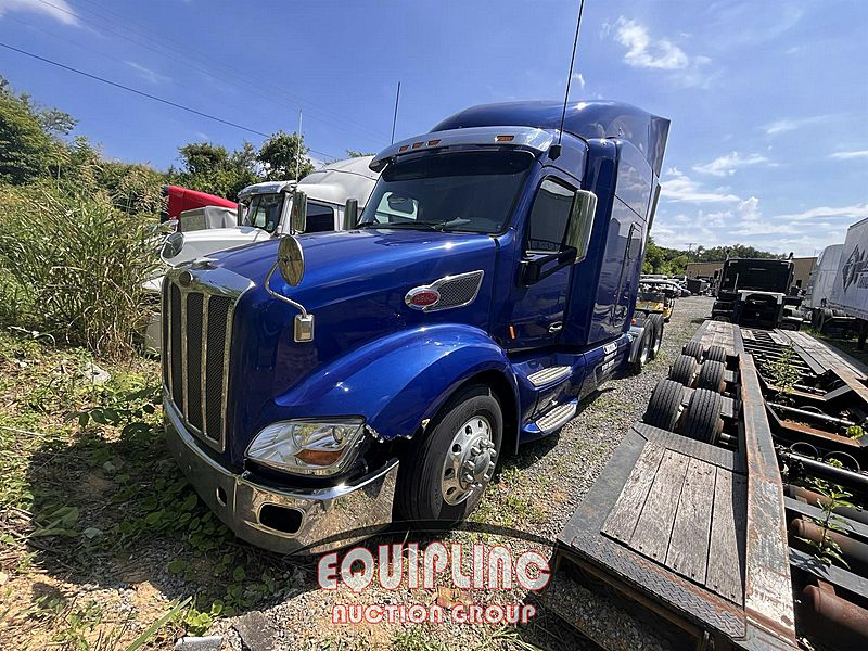 peterbilt Sleeper Trucks (60 SERIES Engines) For Sale