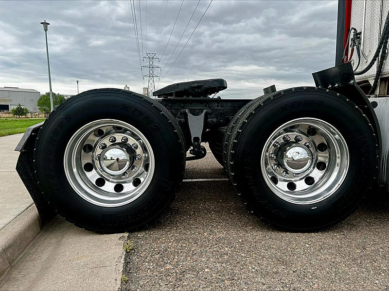 2018 International LT For Sale | 72" Sleeper | # 789234
