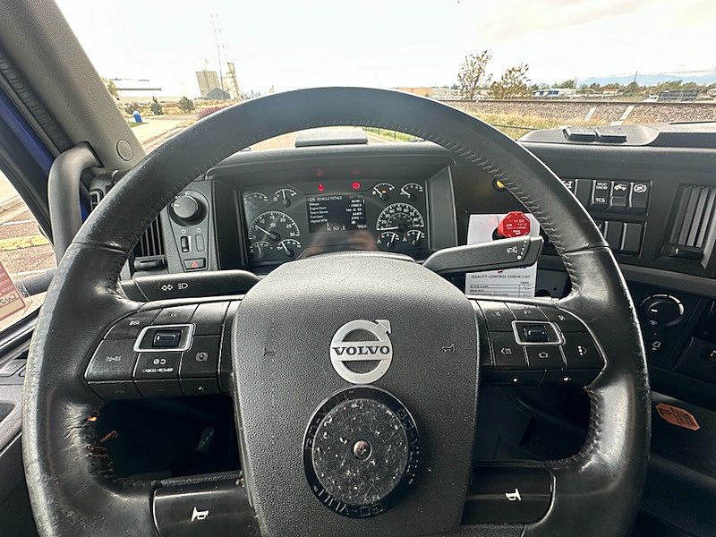 2020 Volvo VNL 860 For Sale | Sleeper Truck | #8328