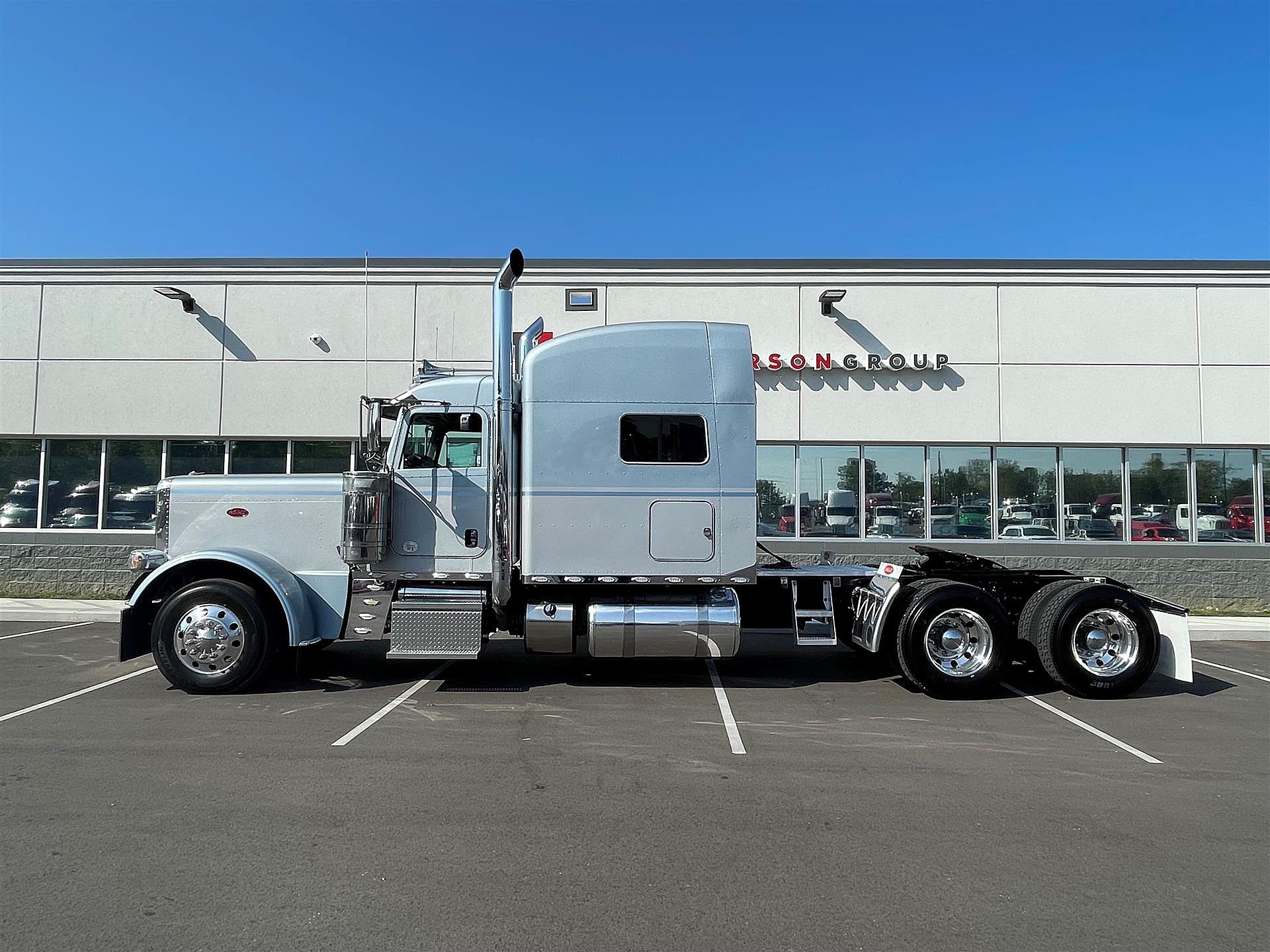 2020 Peterbilt 389 For Sale | 78" Sleeper | #D683651
