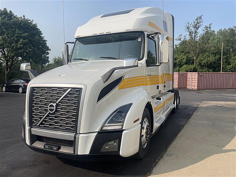 2020 Volvo VNL 760 For Sale | 70" Sleeper | #265751