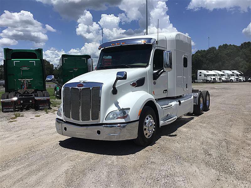 2017 Peterbilt 579 For Sale | 76" Sleeper | #265763