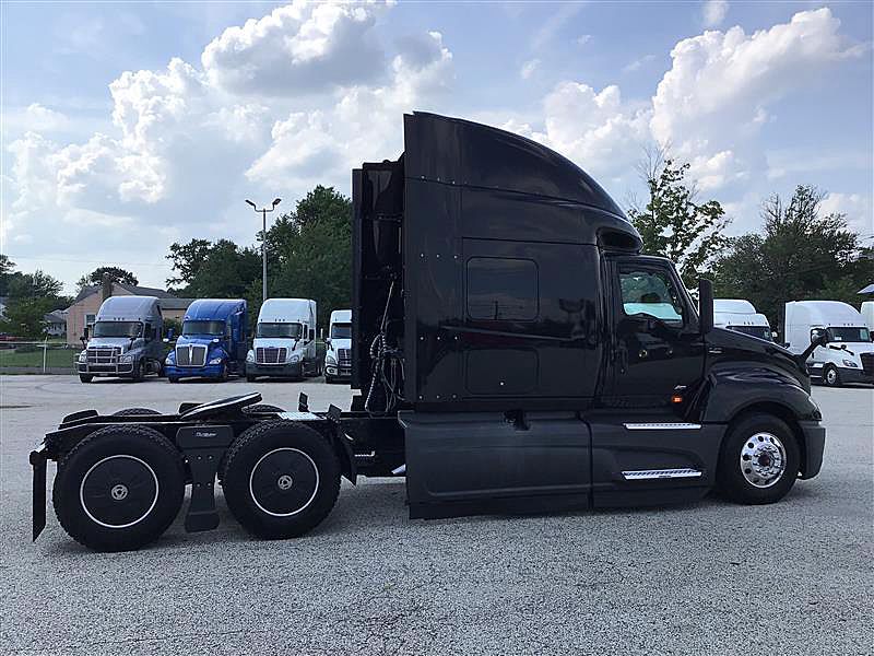 2021 International LT (For Sale) | 70" Sleeper | # U9744