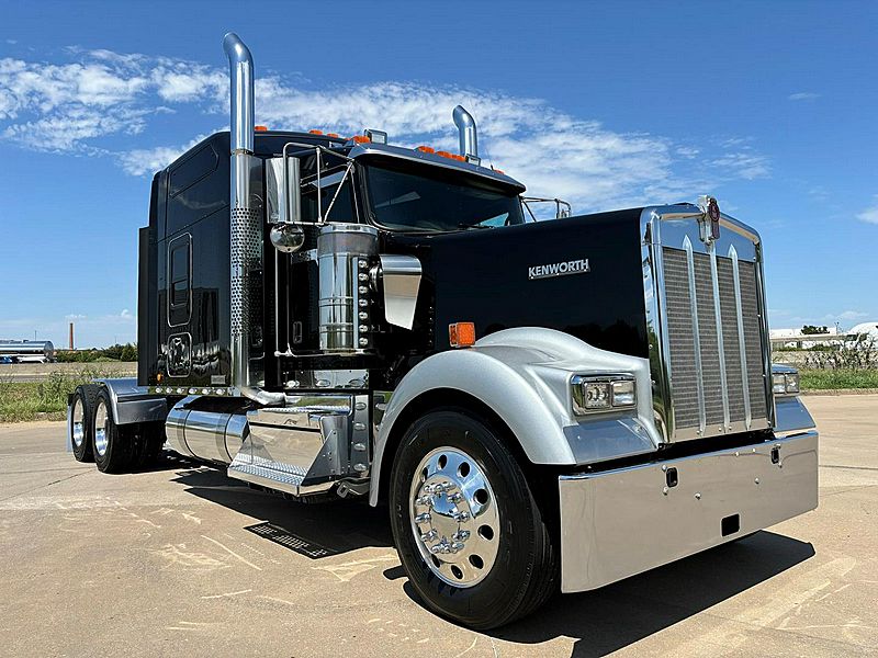 2020 Kenworth W900L (For Sale) | 86" Sleeper | #0579129