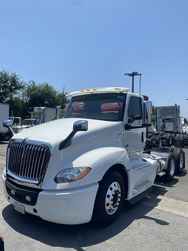 2020 International LT625 For Sale | Day Cab | # 20102