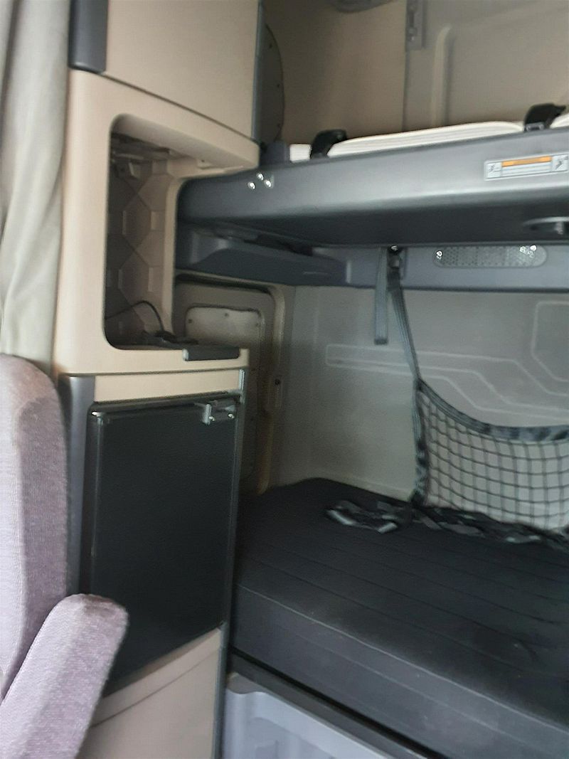 2020 Freightliner CASCADIA 125 (For Sale) | 72" Sleeper | #881142
