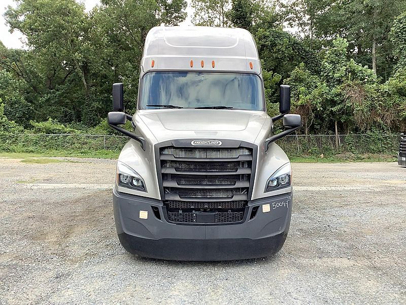 2020 Freightliner Cascadia For Sale | 72" Sleeper | #50099