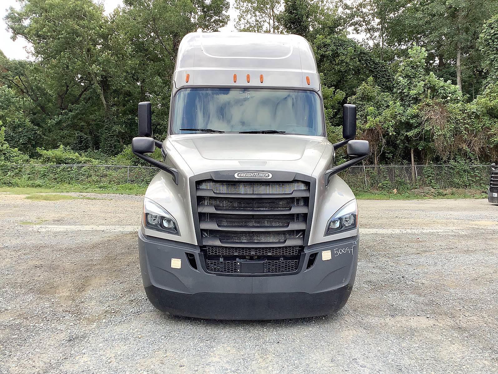 2020 Freightliner Cascadia For Sale | 72" Sleeper | #50099