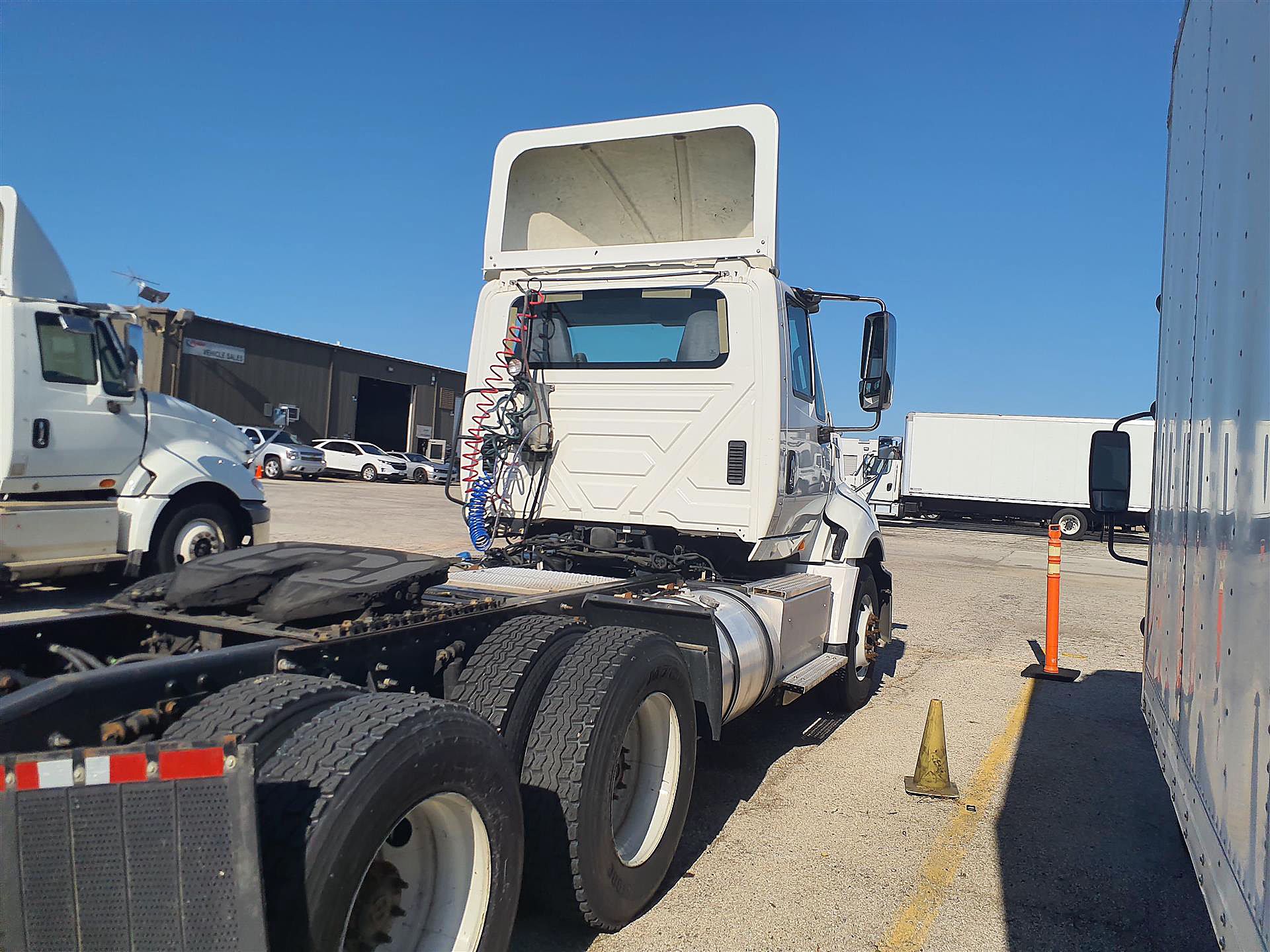 2016 International Prostar (For Sale) | Day Cab | #374712