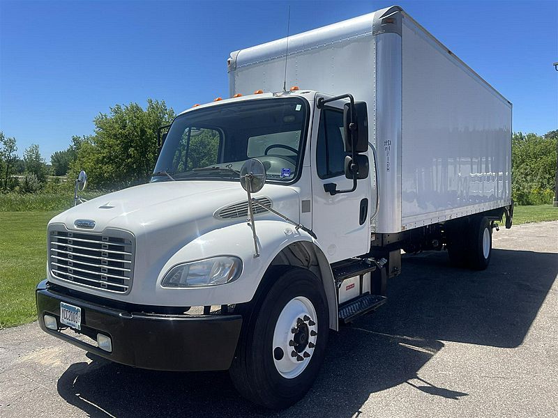 2014 Freightliner M2 106 For Sale | 24' Box | Non CDL | #R46752