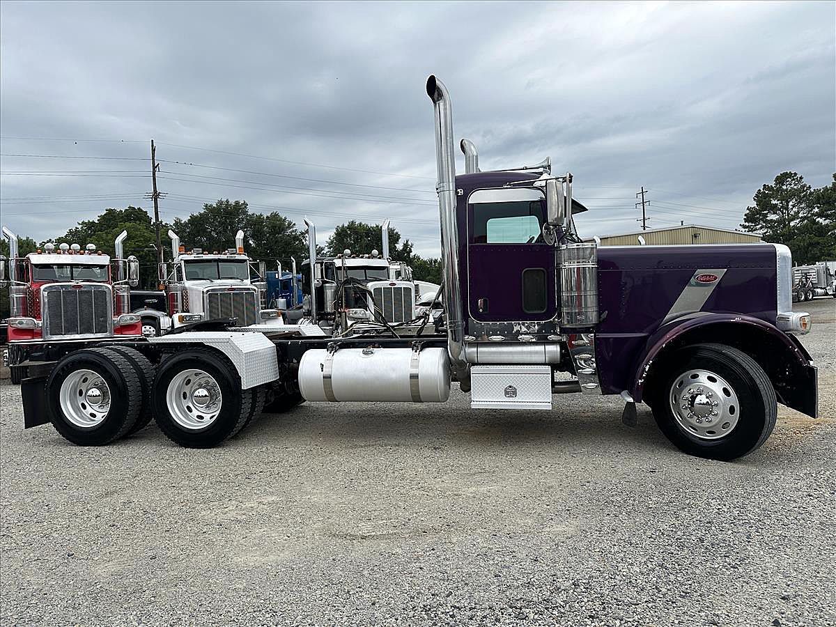2016 Peterbilt 389 For Sale | Day Cab | #366828