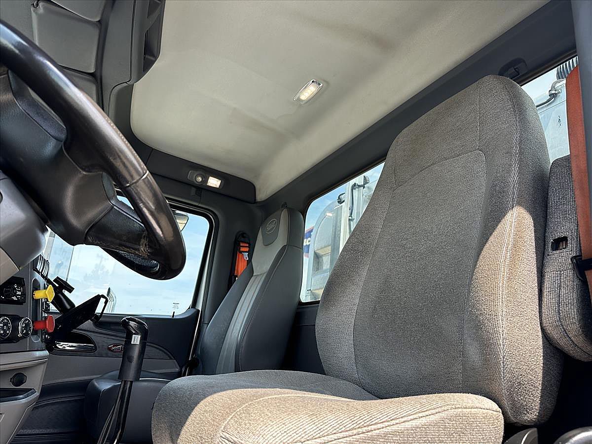 2016 Peterbilt 579 For Sale | Day Cab | #322641