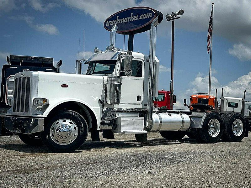 2016 Peterbilt 389 (For Sale) | Day Cab | #409669