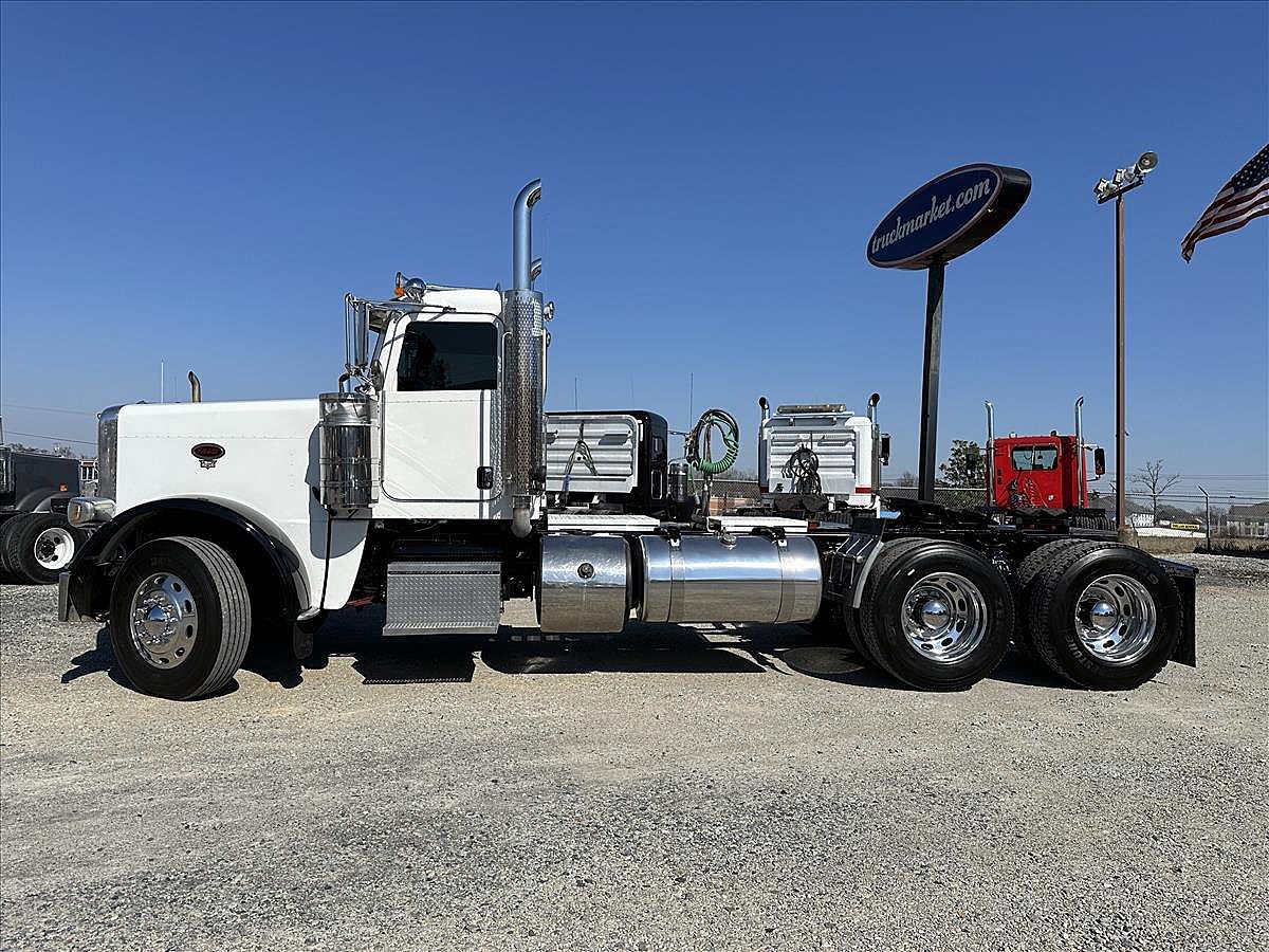 2012 Peterbilt 388 (For Sale) | Day Cab | #161821