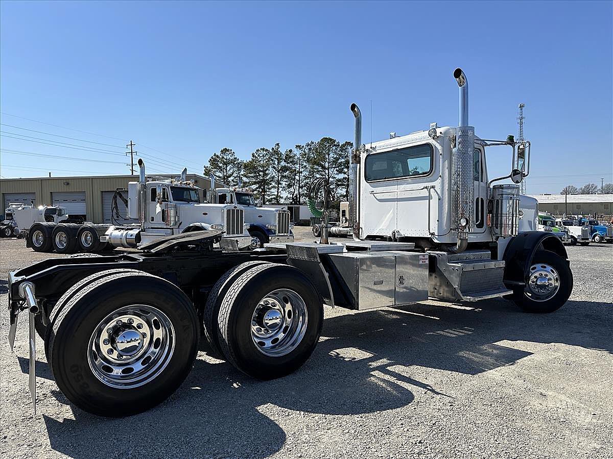 2012 Peterbilt 388 (For Sale) | Day Cab | #161821