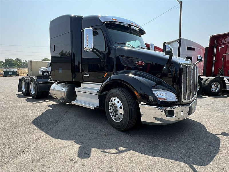 2019 Peterbilt 579 For Sale | 72" Sleeper | #8580