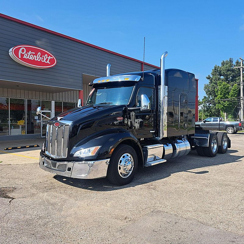 2023 Peterbilt 579 For Sale | #8679485