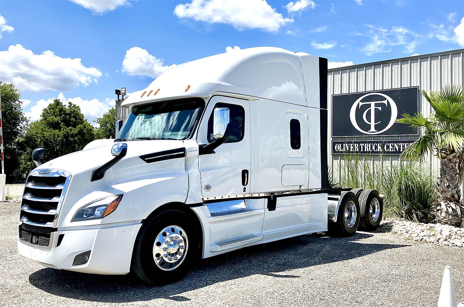 2020 Freightliner cascadia For Sale | 72" Sleeper | #SA3279