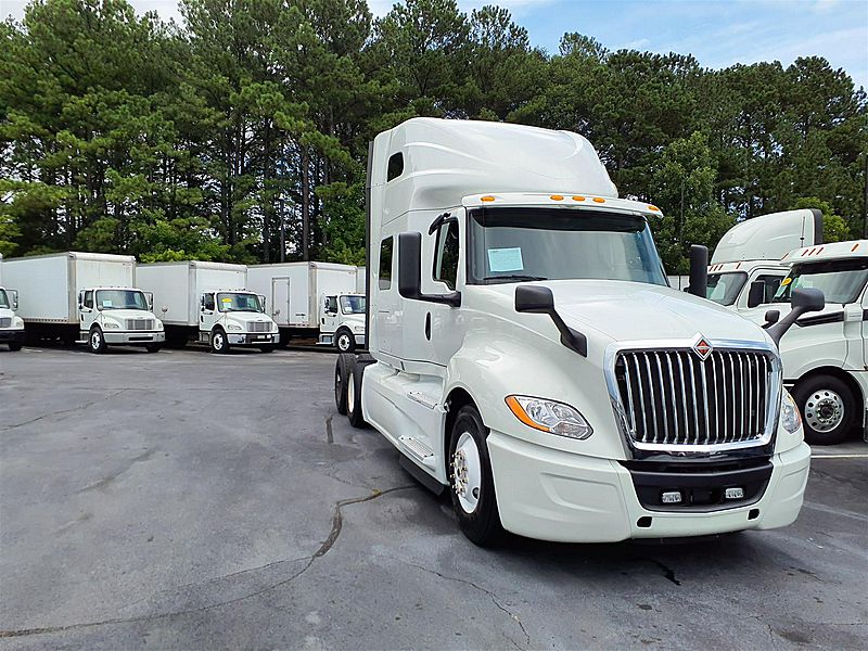 2018 International LT625 For Sale | 73" Sleeper | # AMR345553