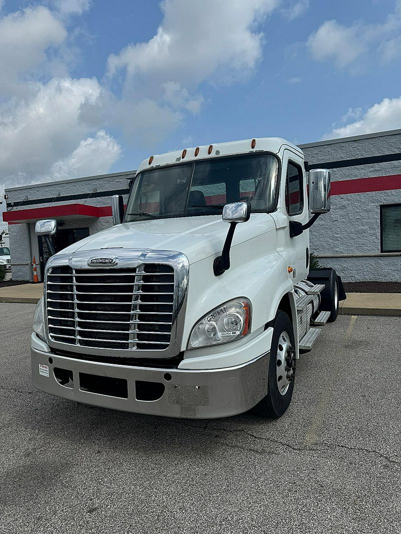 2017 Freightliner CASCADIA 125 For Sale | Day Cab | #680891