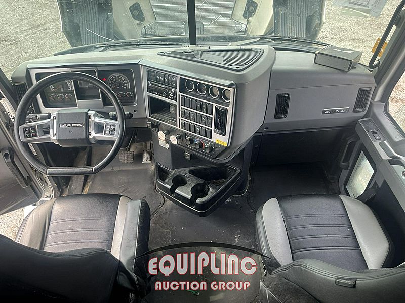 2018 Mack ANTHEM AN64T (For Sale) | Sleeper Truck | #MFS001166