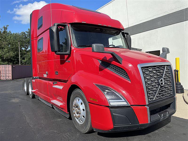 2020 Volvo VNL 860 For Sale | 70" Sleeper | #266106