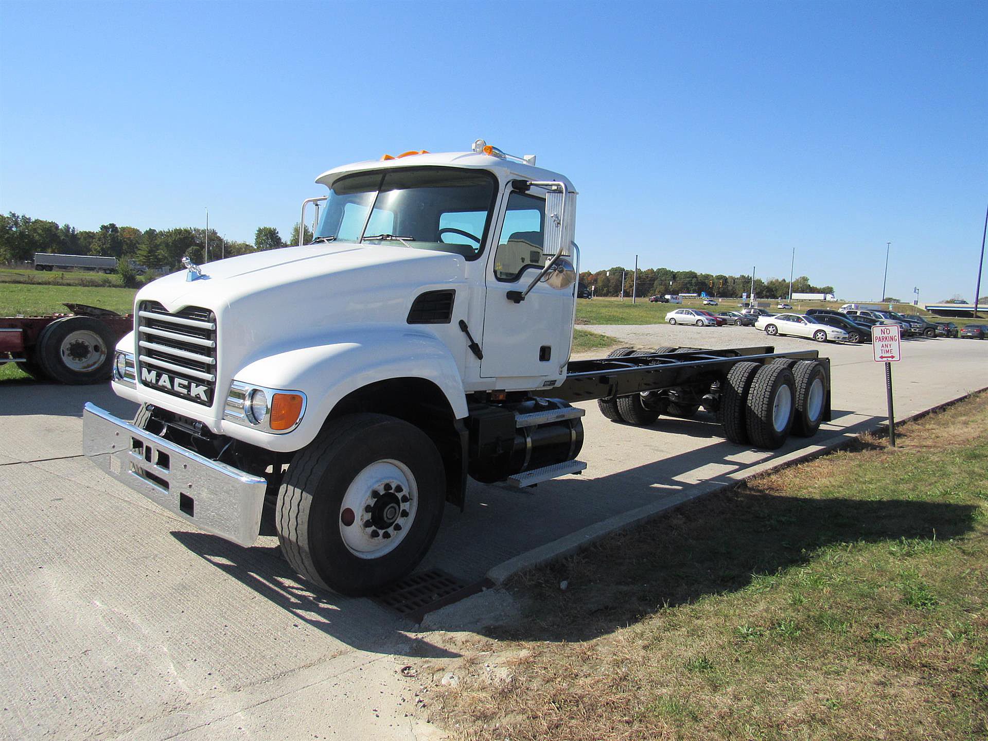 2007 Mack Granite CV713 For Sale | Cab & Chassis | # 7M052235