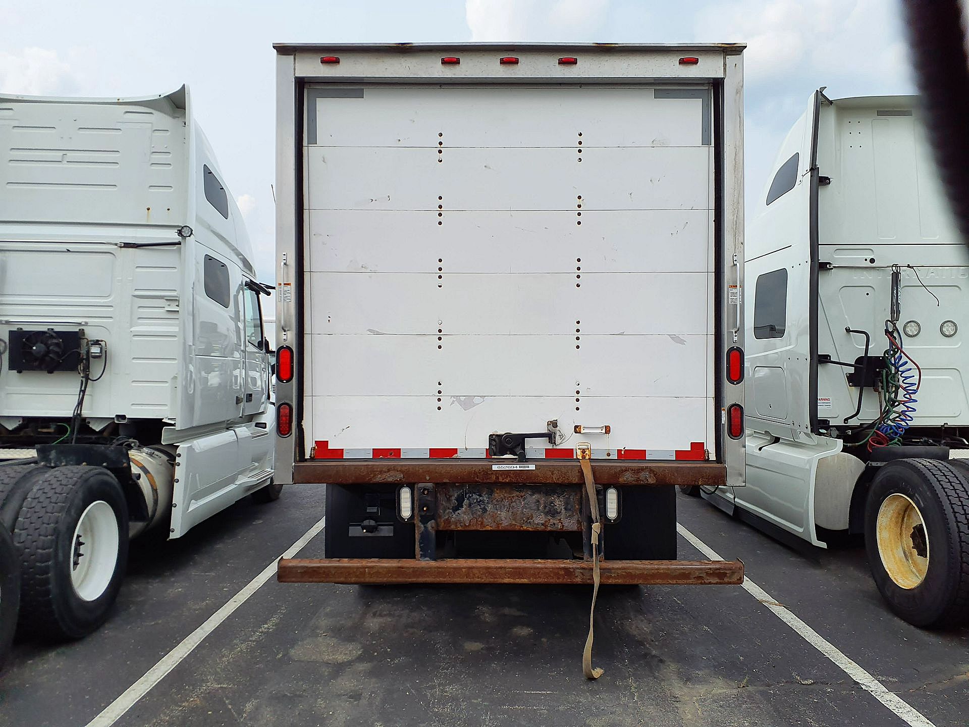 2016 Isuzu NRR (For Sale) | Day Cab | #652694