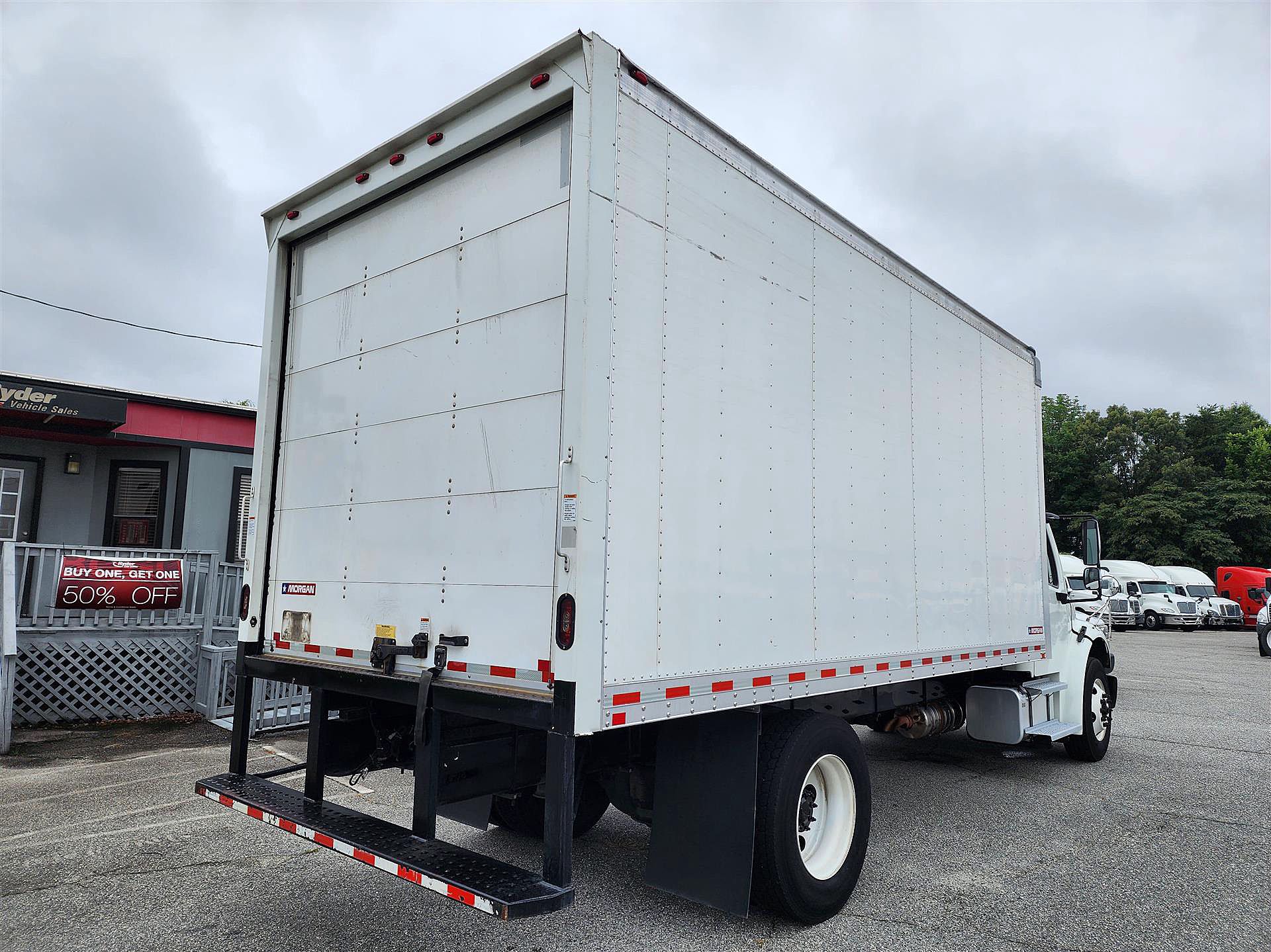 2020 Freightliner M2 106 For Sale | 18' Box | #277007