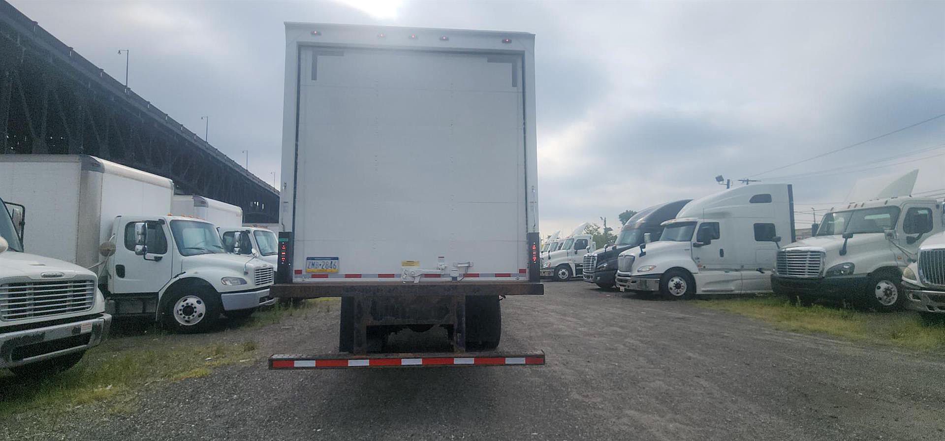 2019 Freightliner M2 106 (For Sale) | Day Cab | #842690