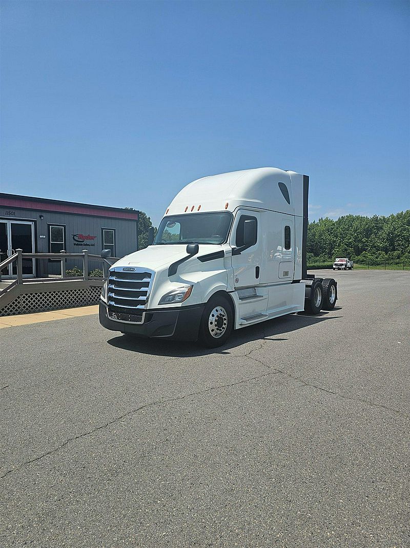 2019 Freightliner NEW CASCADIA PX12664 For Sale | 72" Sleeper | #862365