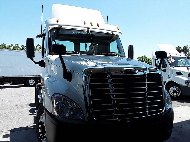 2015 Freightliner CASCADIA 125 For Sale | Day Cab | #316839