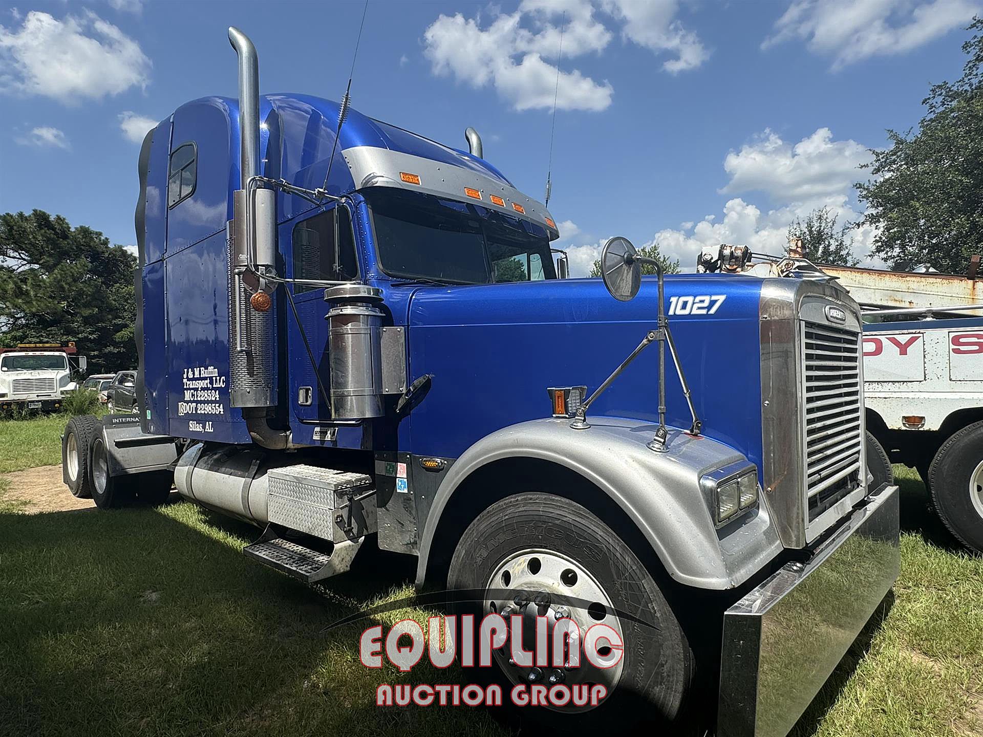 2000 Freightliner Classic XL For Sale | Sleeper Truck | #DKFA97712